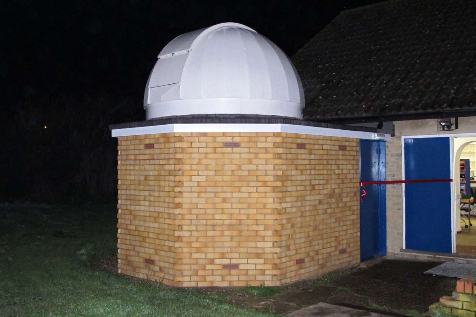 The Dick Chambers Sutton-at-Hone Observatory – Crayford Manor House ...