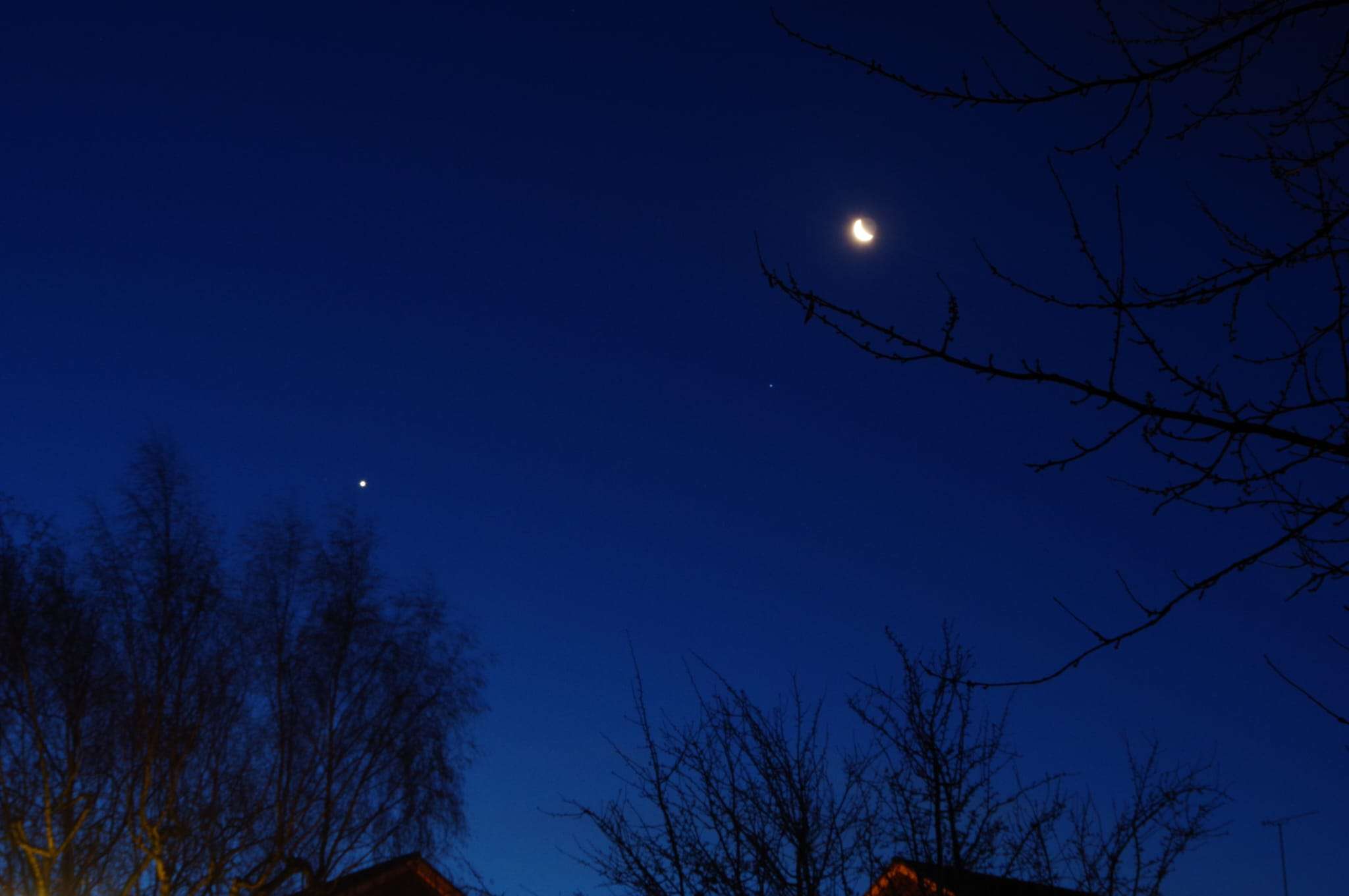 Venus, Spica & Moon – 8th Dec 2023 – Crayford Manor House Astronomical ...